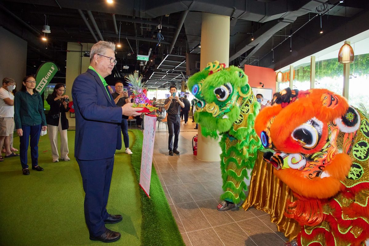 MST Golf Unveils Innovative 3-in-1 Golf Retail Paradigm And Indoor Golf ...